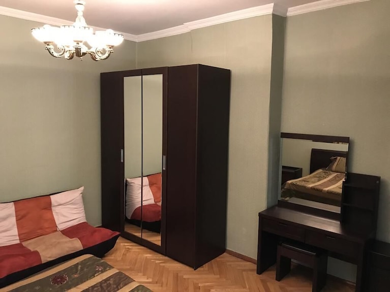 Isani Appartament Is Situated In Tbilisi City. - 第比利斯