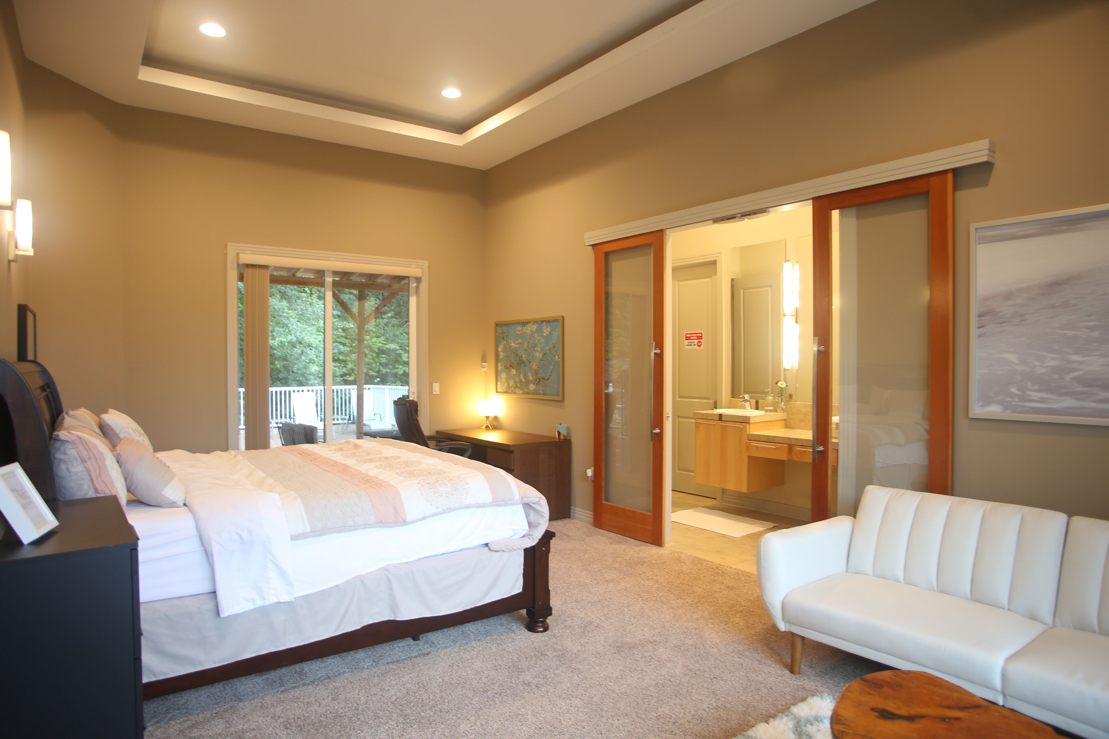 Luxury Smart System Enabled Home On The Hill With Beautiful View - Gresham, OR