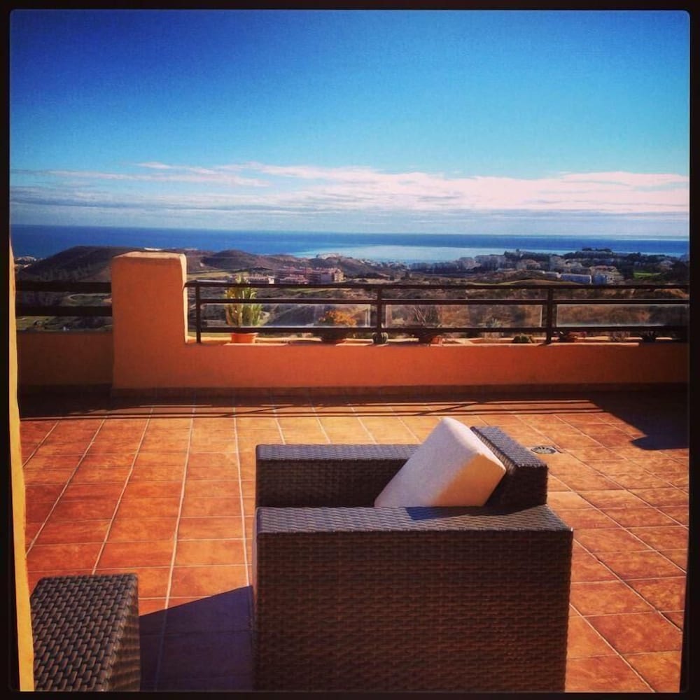 Luxury Penthouse With Stunning Views Of The Sea And Golf Course - La Cala de Mijas