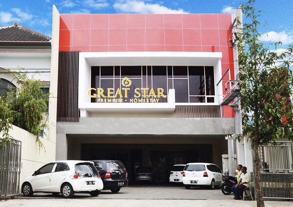 Great Star Premium Homestay - Malang