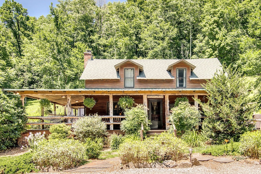 Butterfly Hollow B&b - Tennessee