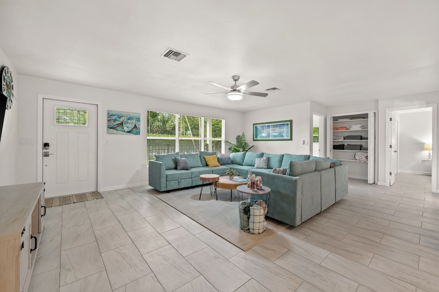 Tropical Retreat Pool Home Près Du Centre-ville Et De La Plage - Naples, FL