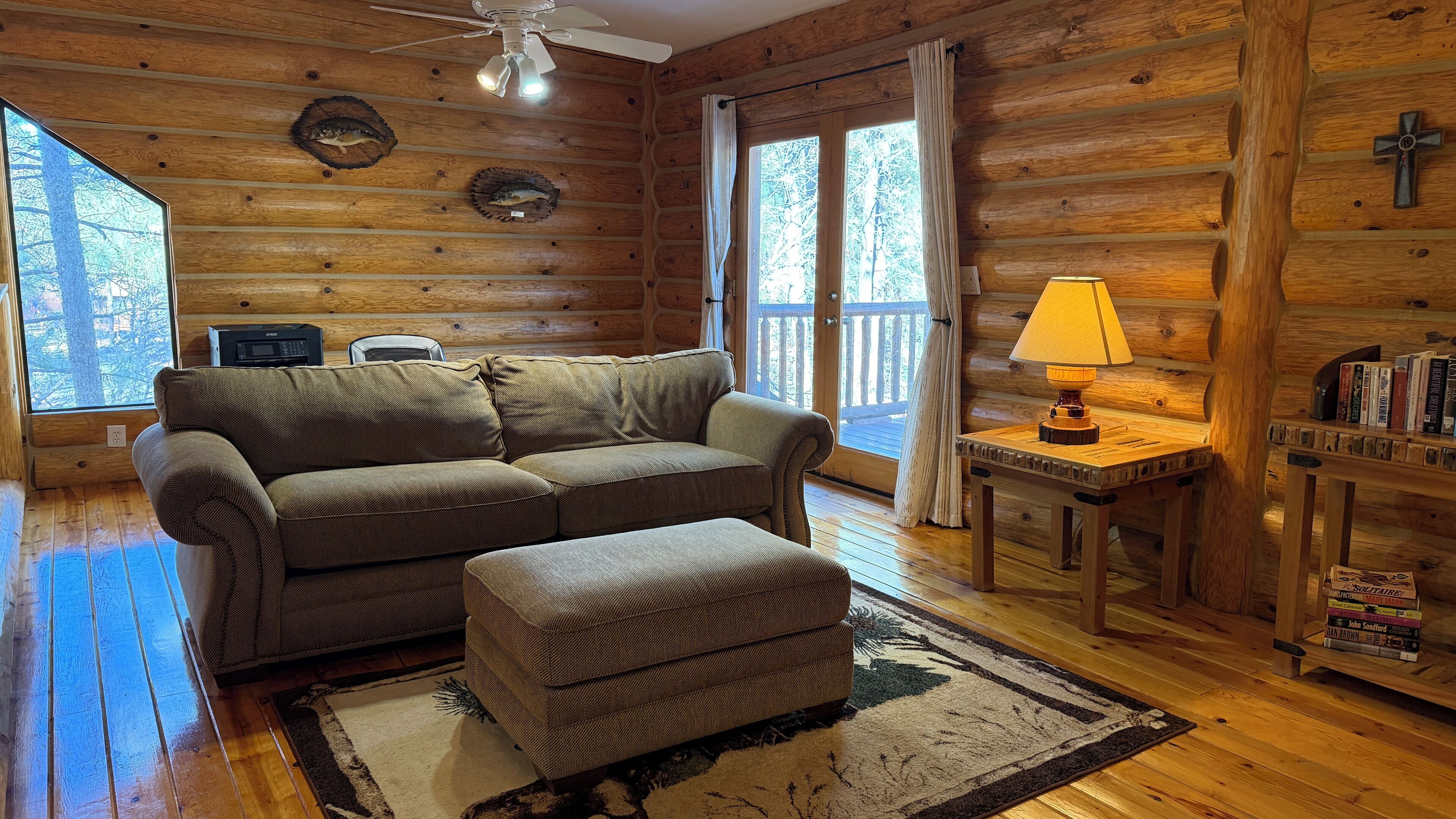 Log Cabin In The Woods - Hawley Lake, McNary