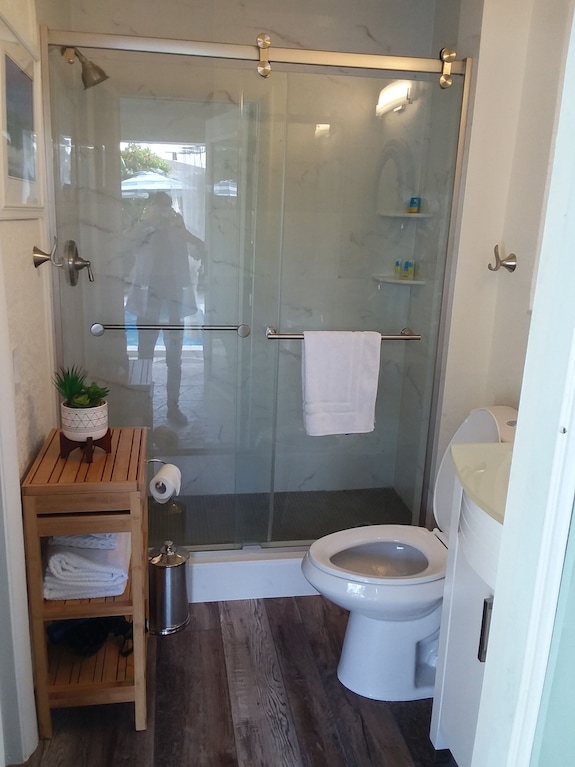 The Place, A Beautiful Private And Quiet, Cozy, Room With Microwave Refrig. - Caribbean