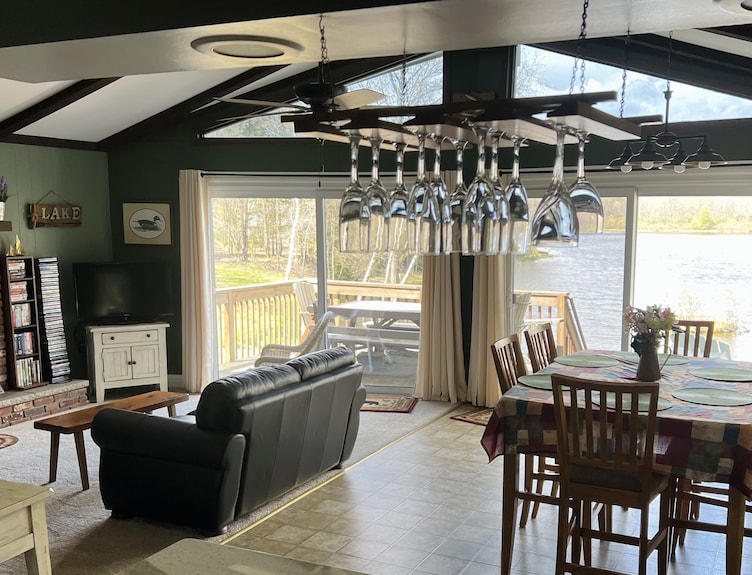 いくつかの美しい景色をお探しですか? - アローヘッド・レイク, PA