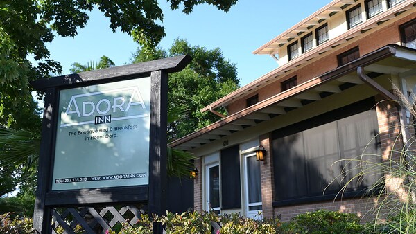 Adora Inn - Florida