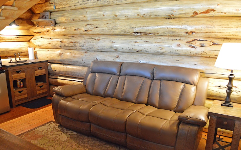 Cozy Hill Country Cabin By The Lake Sleeps 4 - Texas