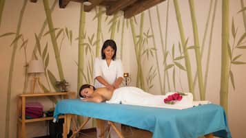 Massagens de pedras quentes, massagens musculares profundas