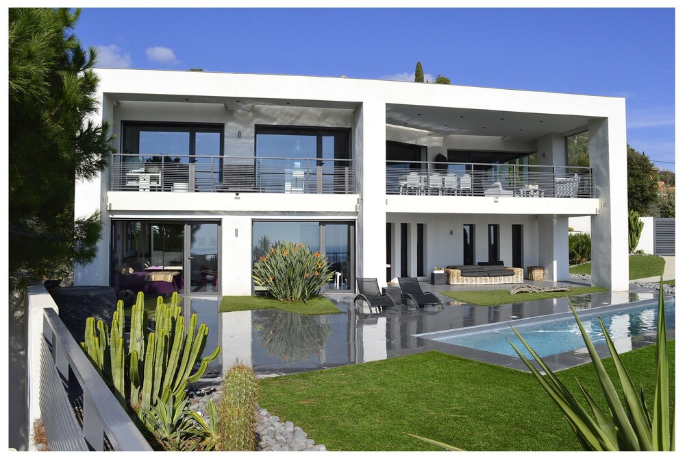 Zen Setting, Facing The Sea, Luxury, Close To St-tropez And The Beaches - La Croix-Valmer
