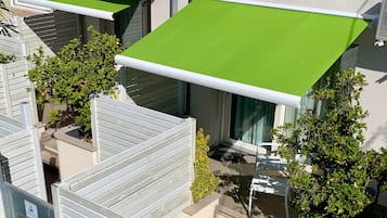 Camera dei fiori 1 | Terraço/pátio