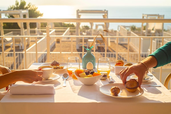 2 restaurantes, jantares servidos