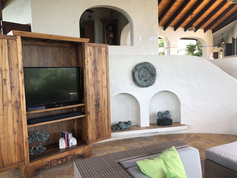 4bd, Lujoso Estilo Mediterráneo Frente Al Mar Vil - Coral Bay