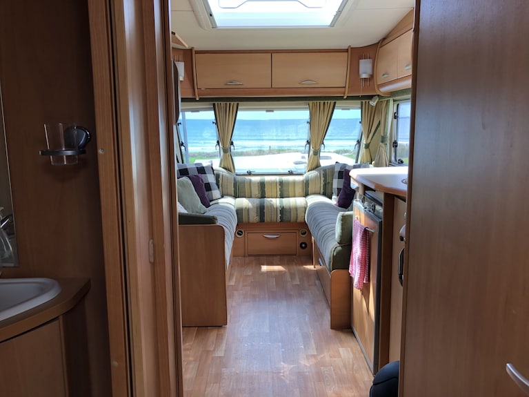 Ocean Front Beach Pad - Bay of Plenty