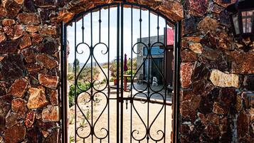 Entrada do alojamento