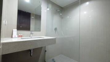Quarto | Casa de banho | Um polibã