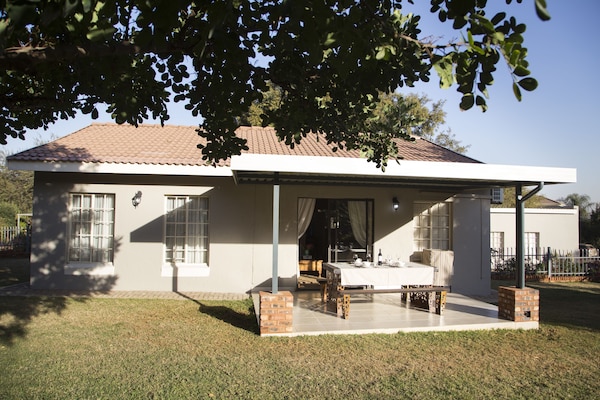 Nehema Manor - Hartbeespoort