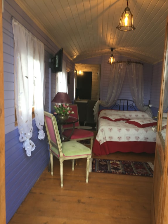 Anhänger La Butte Blanche - Sénas