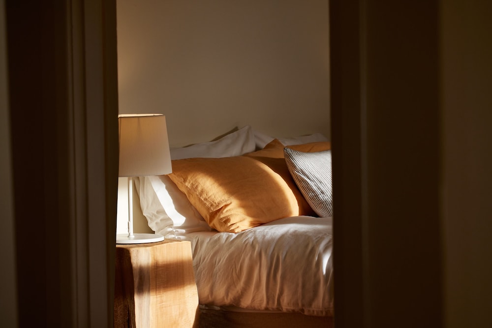 Yarra Valley Vineyard Cottage - Premier Location With Spectacular Views. - Melbourne