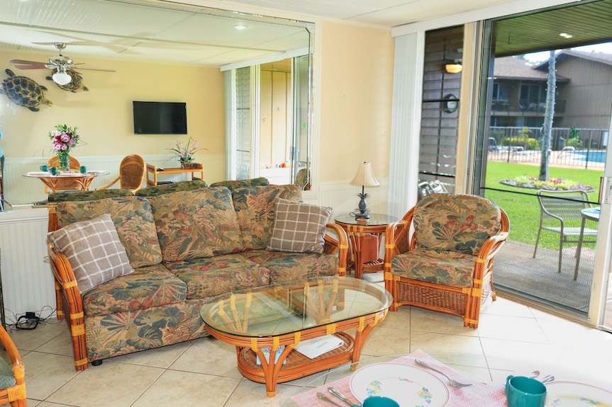 Unit 115 Endless Ocean Views Await! - Hawaii