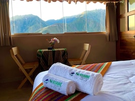Huaynapicchu King Suite with Valley View | Vista do quarto