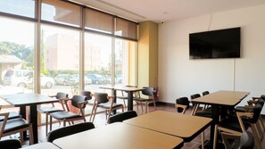 Pequeno-almoço inspirado na cozinha local diário incluído 