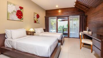 Casa de campo, vista para o jardim (FRii Garden Cottage) | Roupas de cama premium, ferros/tábuas de passar roupa, Wi-Fi de cortesia