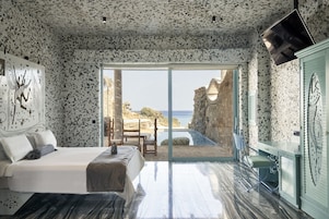 Beachfront | Roupas de cama premium, frigobar, cofres nos quartos