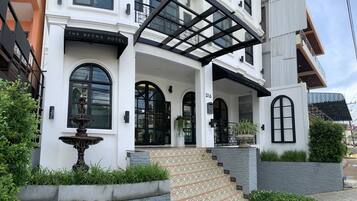 Entrada do alojamento