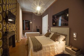 Suíte superluxo (Regina) | Cofres nos quartos, individualmente decorados