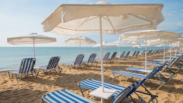 Serviço de traslado de/para a praia grátis, espreguiçadeiras