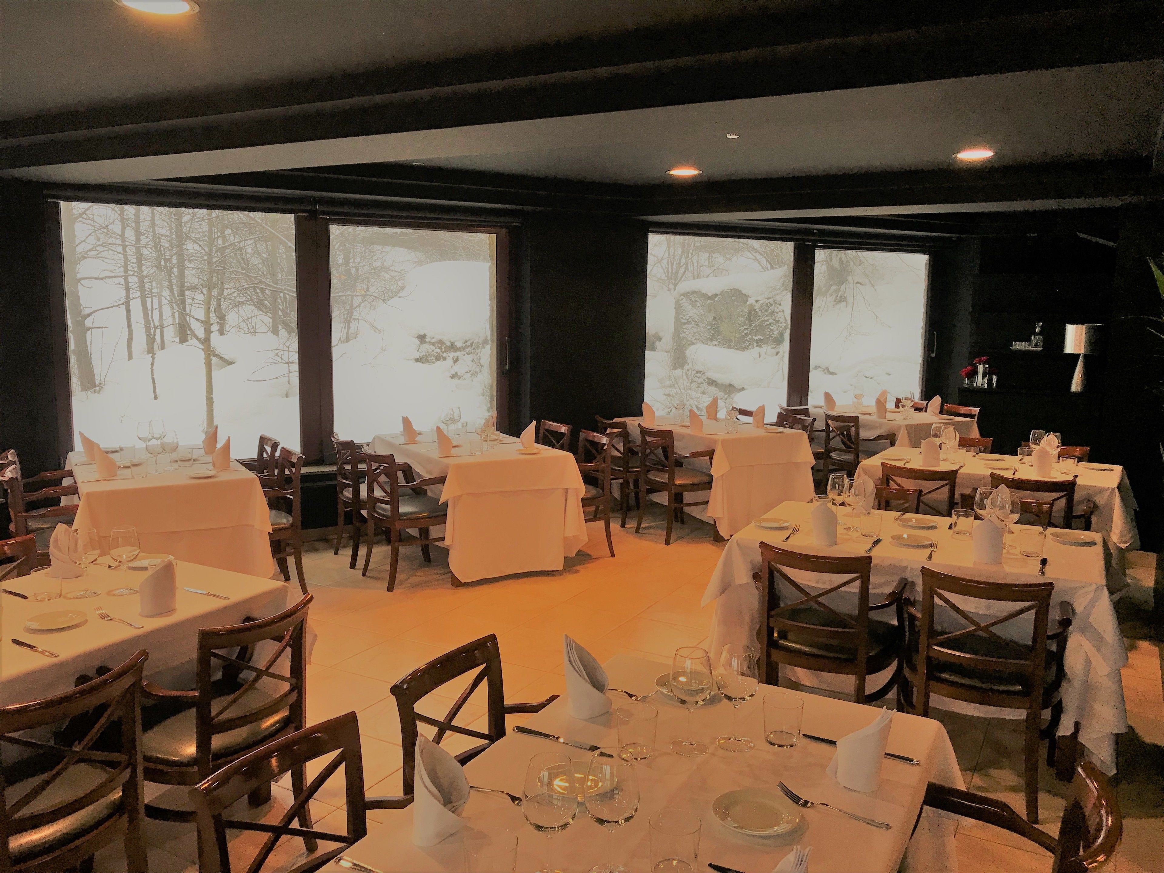 Pequeno-almoço tipo buffet diário incluído 