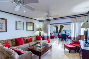 Televisor, leitor de DVD