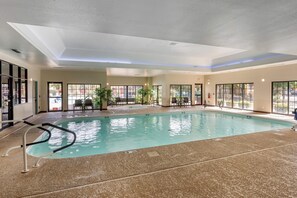Piscina interna, piscina externa