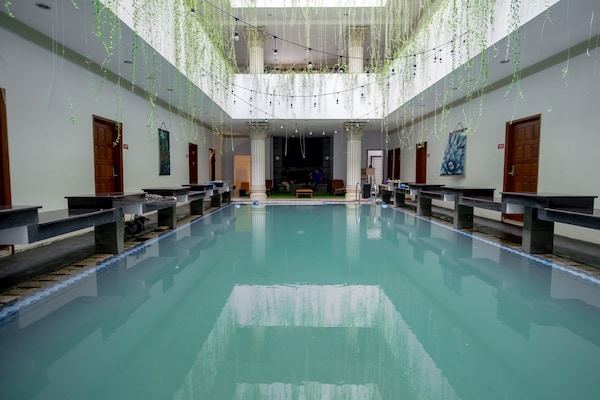 Capital O 293 Mutiara Hijau Suites Syariah - Medan