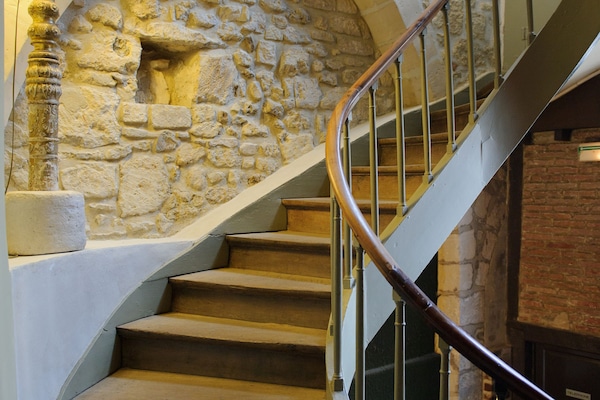 Quarto Duplo | Secretária, cortinas/cortinados opacos, quartos insonorizados