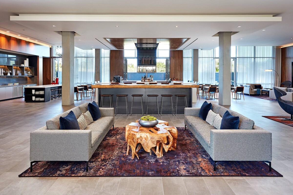 AC Hotel by Marriott San Jose Santa Clara Reviews, Deals & Photos 2023 ...