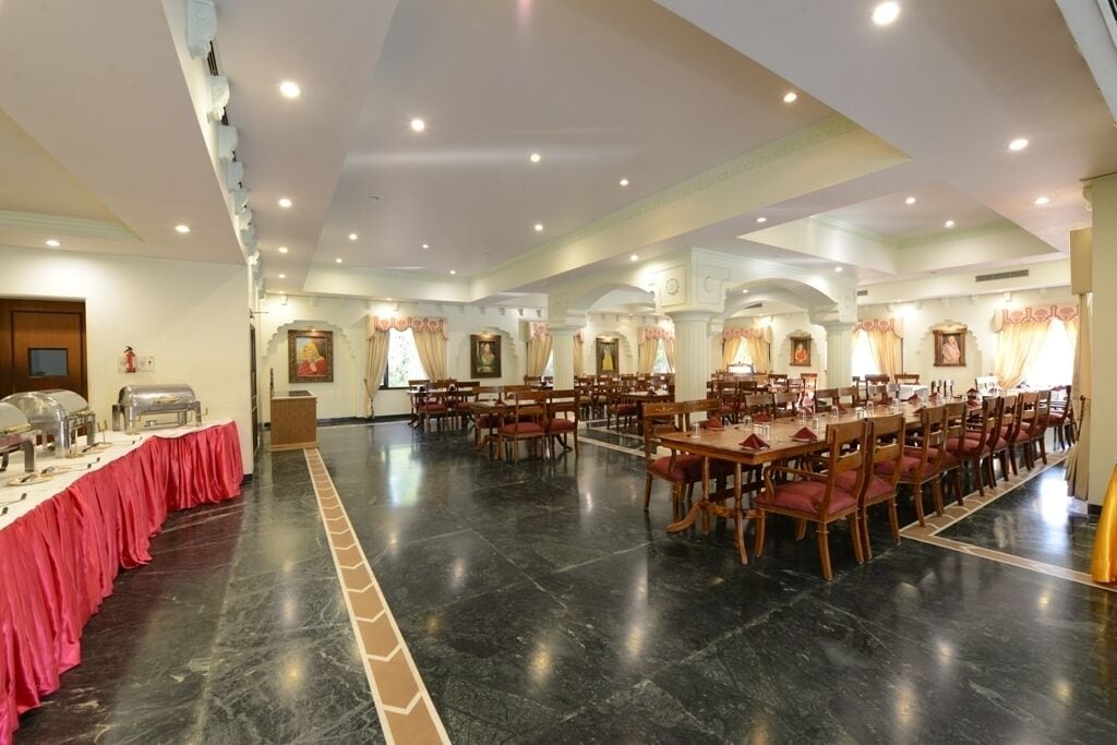 Café da manhã com buffet todos os dias mediante uma taxa