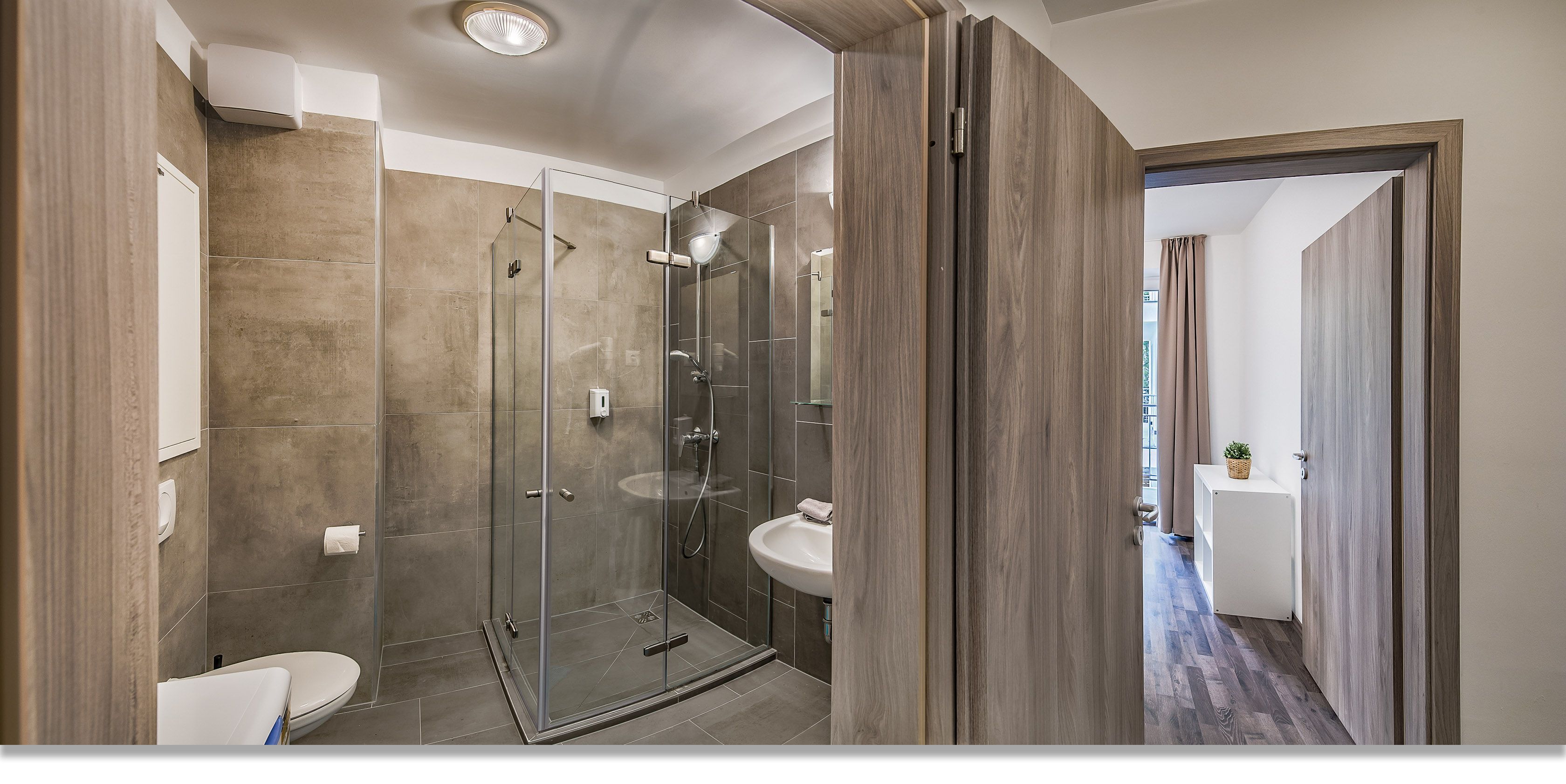 Apartamento superior, 2 quartos | Chuveiro
