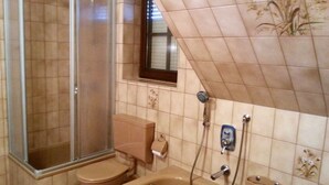 Apartamento, 2 quartos (incl. Cleaning Fee 35 EUR) | Banheiro
