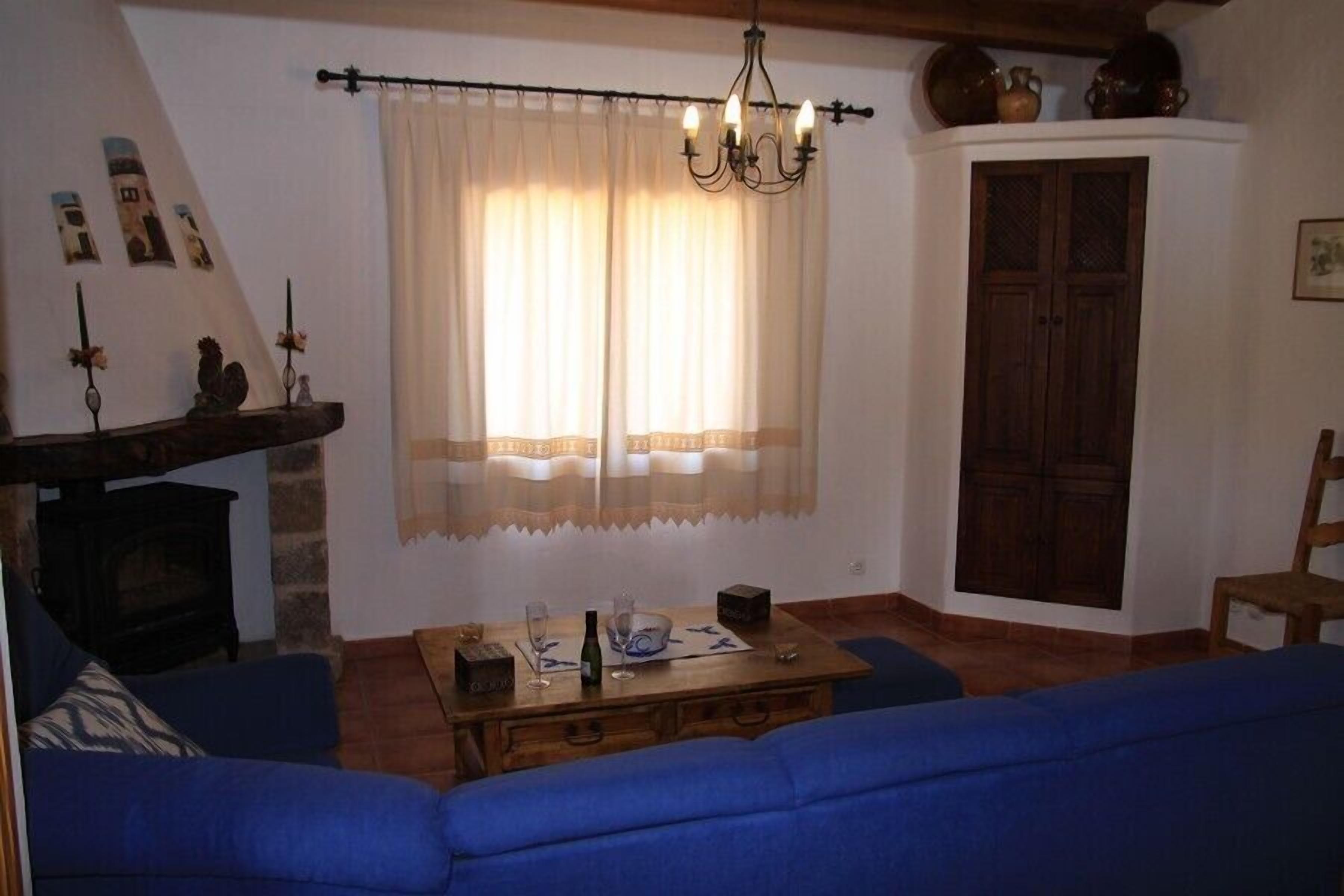 Casa De Piedra En El Campo, Piscina Privada, Wi-fi Gratis, A/c, Barbacoa. - Baleares