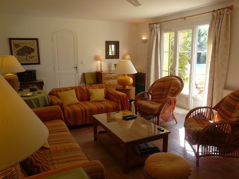 Vacation Rental With Heated Pool Mouries Ls1-140 - Bouches-du-Rhone