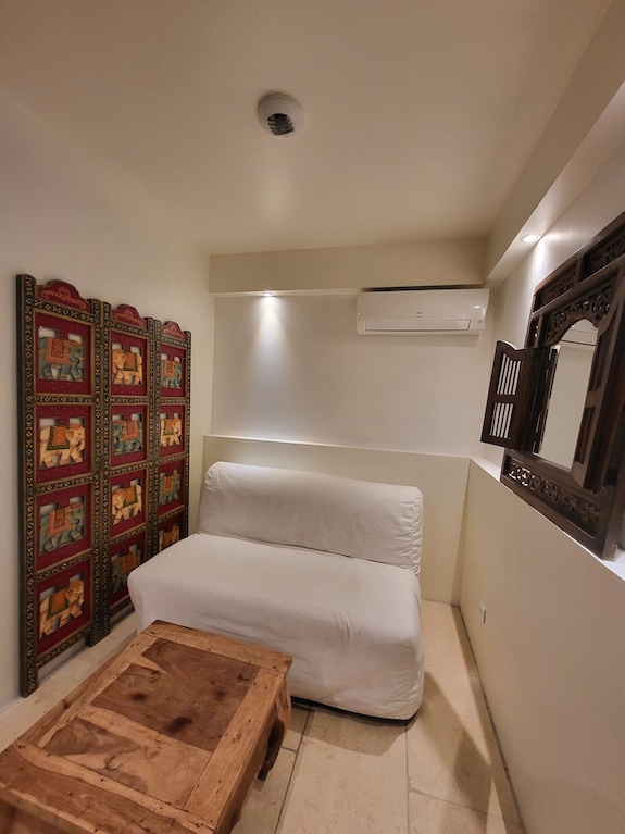 Charmant Huis, Air-conditioning, Verwarmd Zwembad En Jacuzzi, Dorpscentrum - Pélissanne