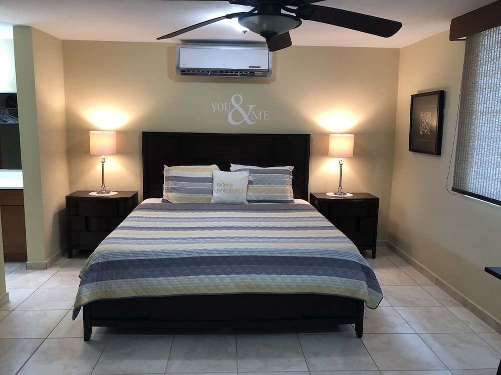 Una Hermosa Casa Ubicada Cerca De Las Playas, Selva Tropical, Golf Y Mucho Más! - Puerto Rico