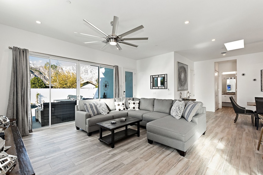 Luxury La Quinta Newer Construction Home #065438 4b - Palm Desert, CA