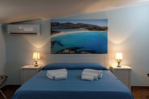 Quarto Deluxe (Bagno esterno / External Bathroom) | Vista para a água