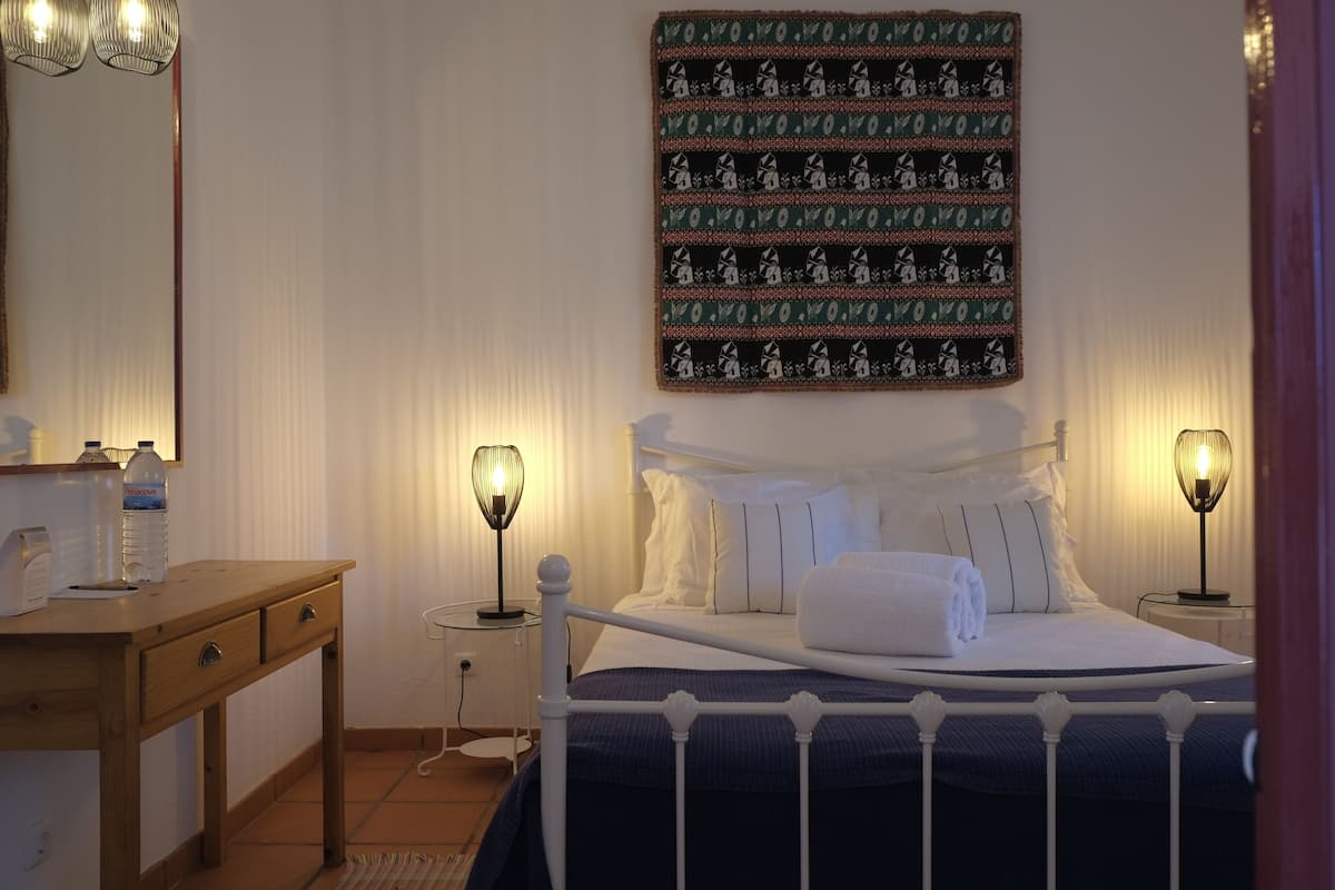 Apartamento Familiar, 1 quarto, vista para a piscina | 1 quarto, quartos insonorizados, Wi-fi grátis, roupa de cama fornecida