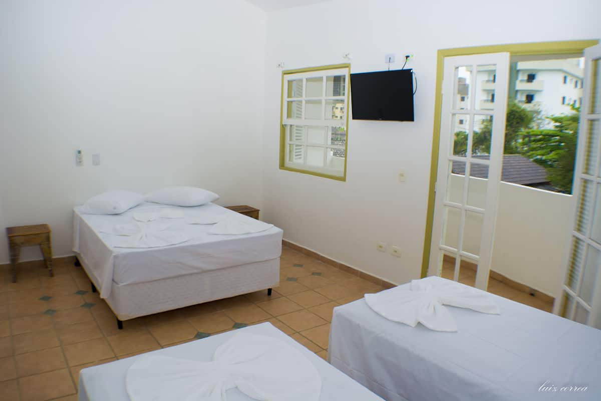 Roupa de alta qualidade, Wi-fi grátis, roupa de cama fornecida