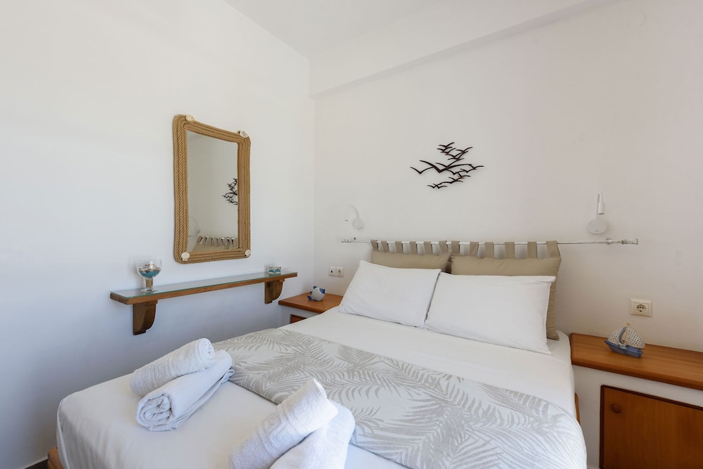 Aigaiou Avra Apartments - Paros