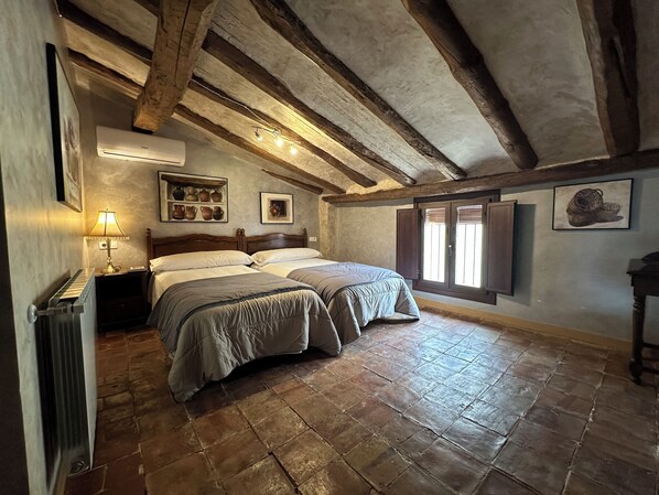 Suíte estúdio luxo, vista para a montanha | Individualmente decorados, individualmente mobiliados, Wi-Fi de cortesia