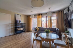 Waterlane Island Deluxe 1 | Com decoração personalizada, com mobília individualizada 